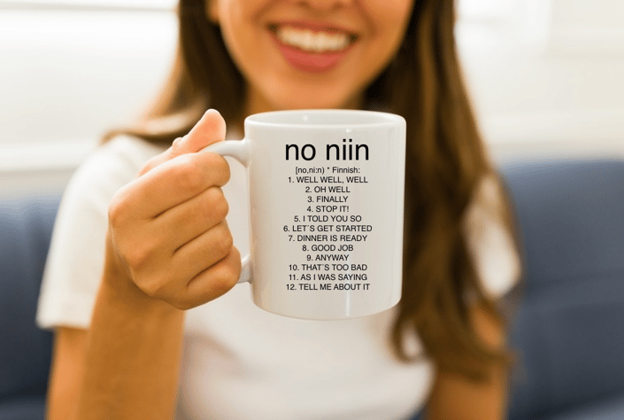 "No niin" -suomen kielen sveitsiläinen linkkuveitsi